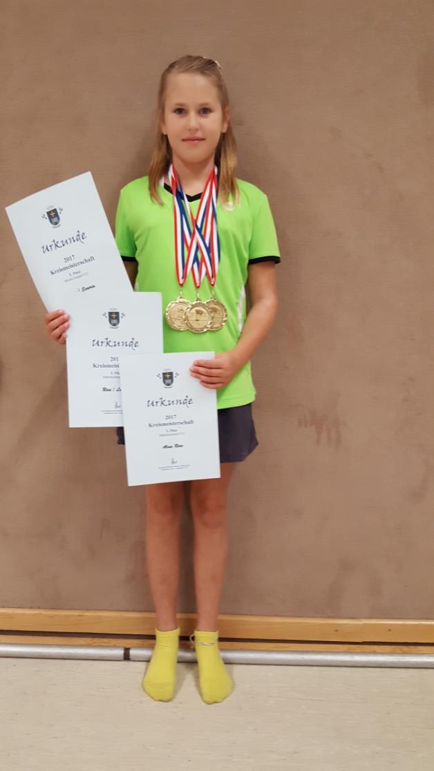 Badminton: Alina Rose holt drei Kreismeistertitel