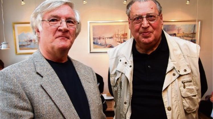 Hans-Hermann Rohde zeigt Schiffe und Häuser