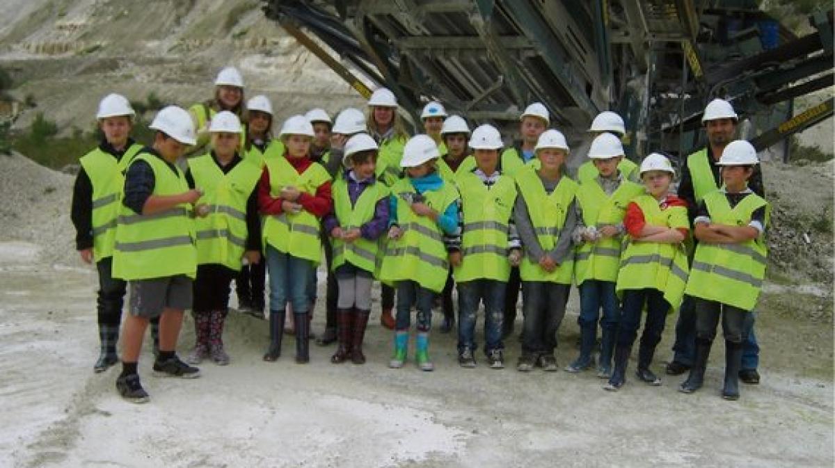 Woher kommt die Schulkreide? Unterricht zwischen uralten Er