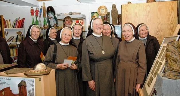 Elisabeth-Schwestern besuchen St. Elisabeth | SHZ