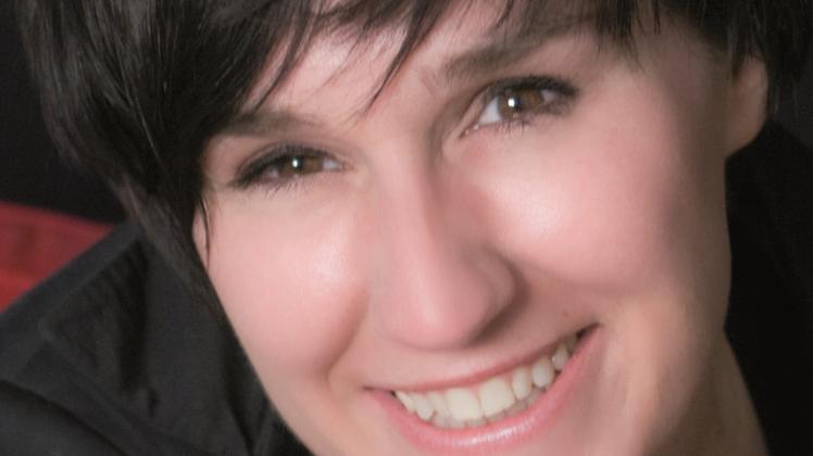 Ohnsorg-Star Sandra Keck im Kub: Sabbel nich – sing