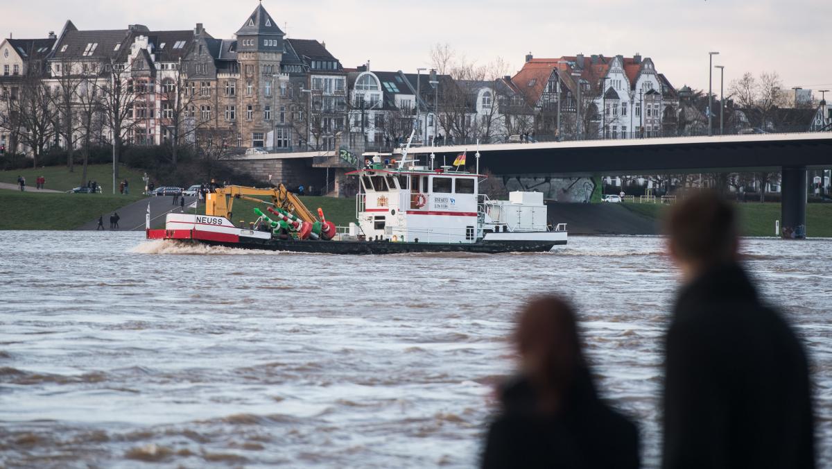 Hochwasser steigt: Pegelstände im Rhein steigen weiter