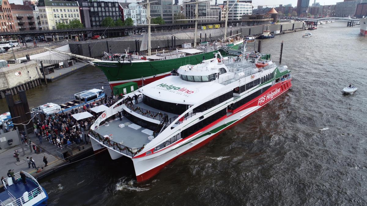 Neuer Helgoland-Katamaran „Halunder Jet“ nimmt Samstag den Dienst