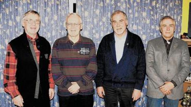 Dreimal "Gold" für treue TuS-Mitglieder | SHZ