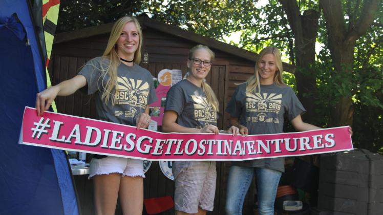 Drei Damen ohne Navigationssystem