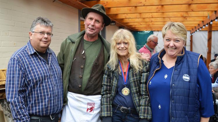 Kleingärtner küren Sylts größte Sonnenblume