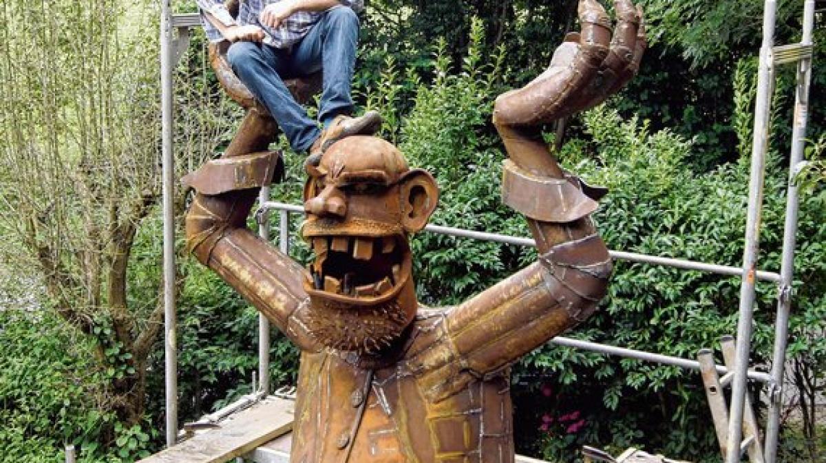 Der "Riese von Ulsnis" macht seinem Namen langsam alle Ehre