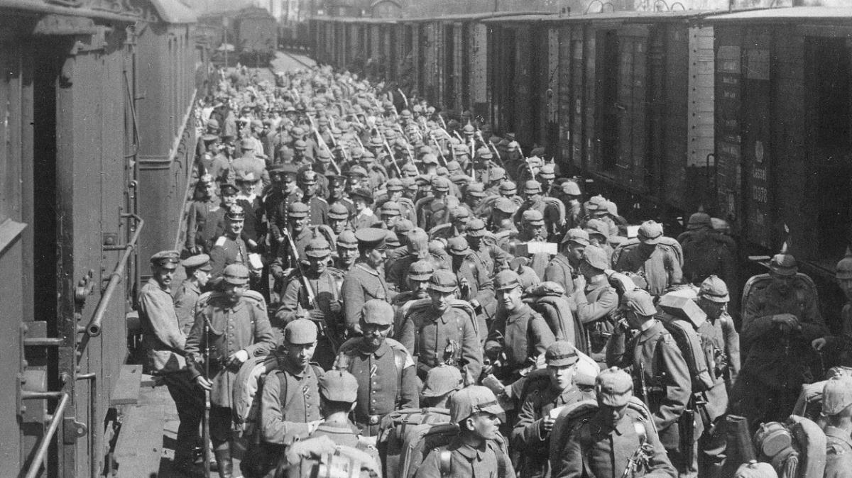 Als die Stadt vom Krieg erfuhr | SHZ