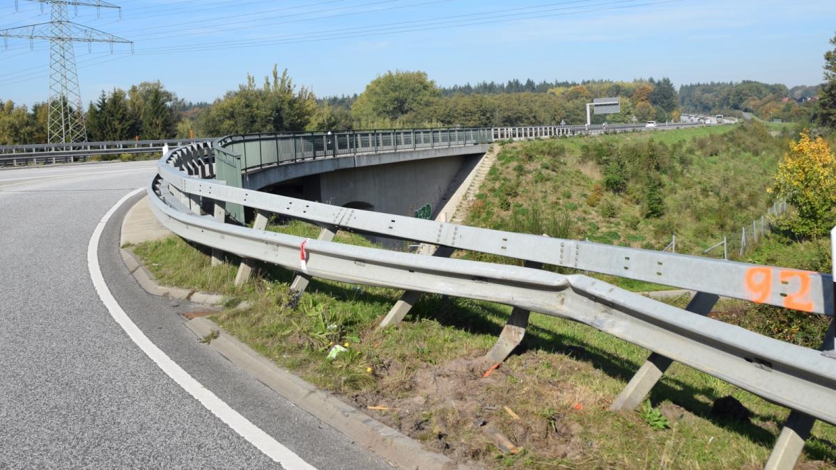 Zufahrt zur A 23: Leitplanke wird erneuert