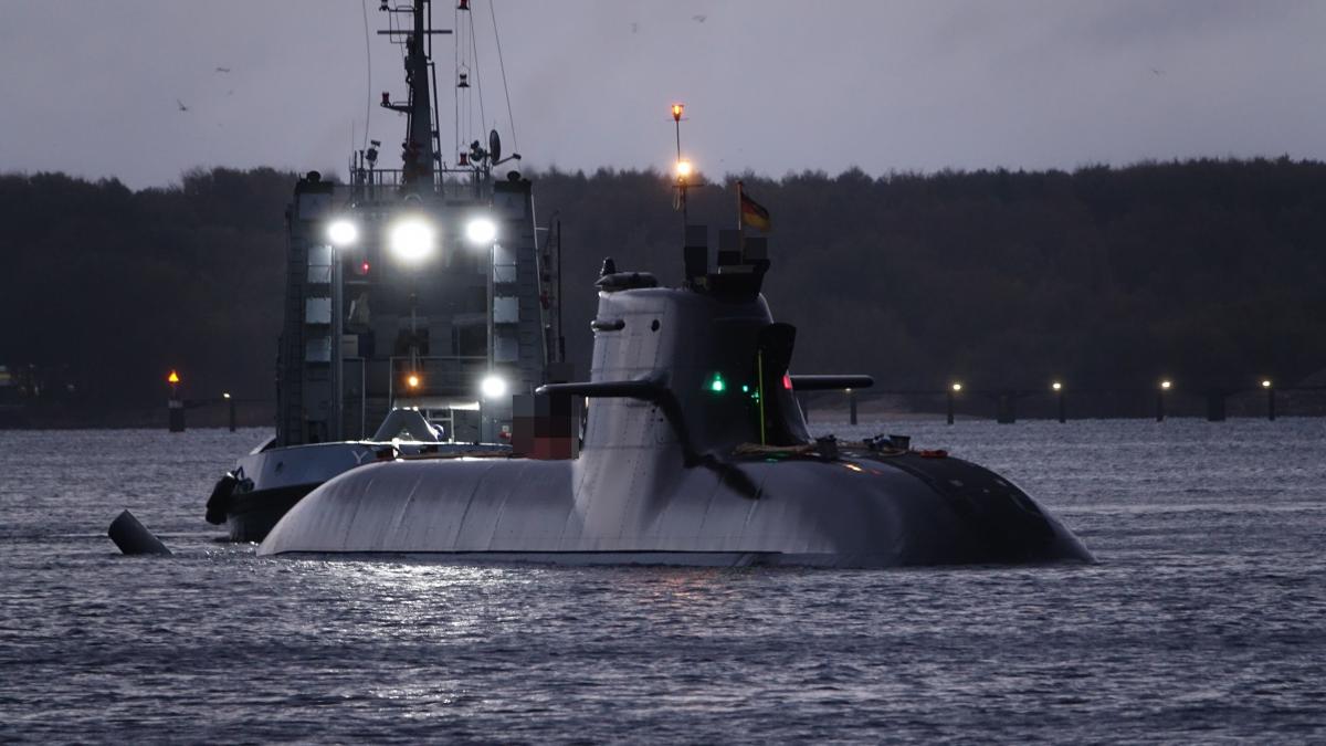 Zu Gast im Kieler Hafen: U-Boot „U36“ wird auf Betriebssicherheit