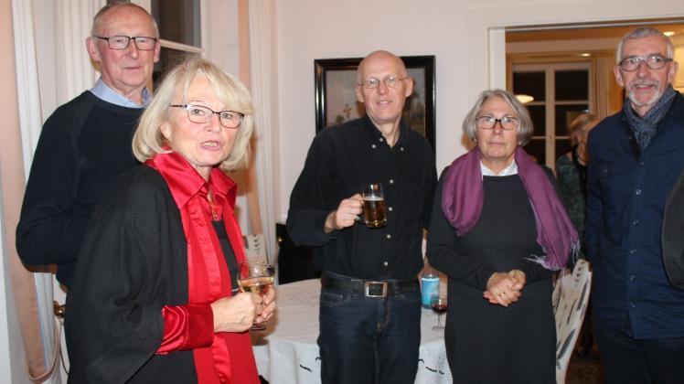 Hamburger Kunsthistoriker referierte in der Dorfkirche Wamckow üb | SVZ