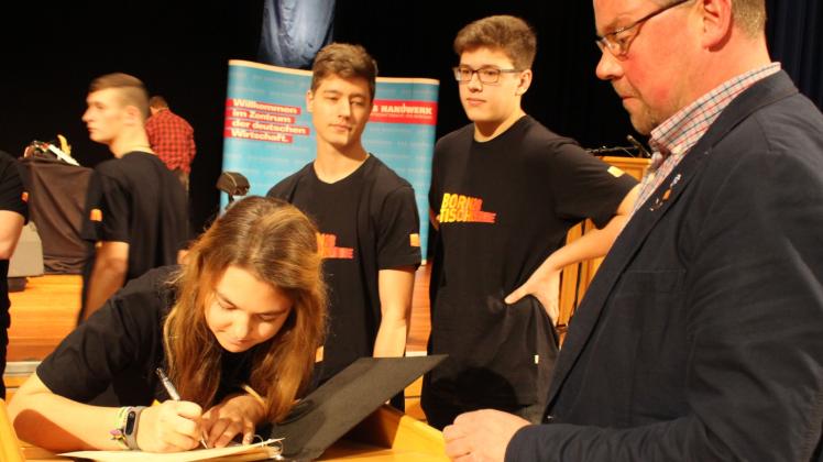 Handwerk begrüßt neue Lehrlinge