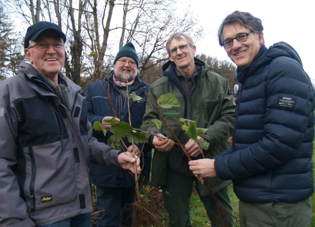 Wenn der Minister Bäume pflanzt