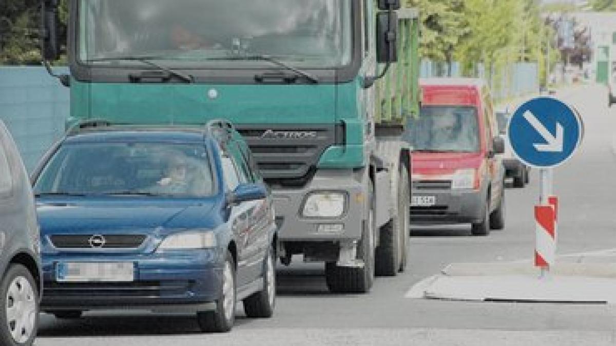 Genervte Autofahrer am Stoverweg | SHZ Genervte Autofahrer am Stoverweg | SHZ