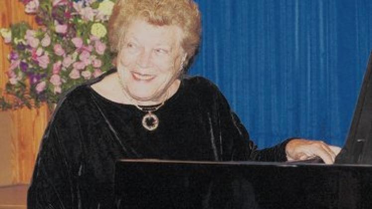 Aufwühlendes Klavierkonzert von Lotte Jekéli