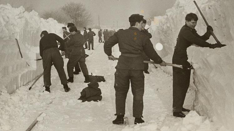 Schneekatastrophe von 1978/79: Der unvergessene Winter in der DDR | SVZ
