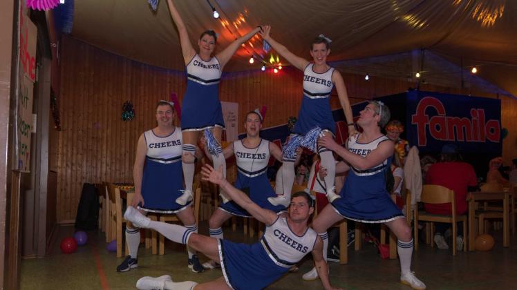 Narren treiben es bunt in Barkelsby