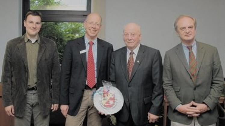 Vize-Jägermeister in den Ruhestand verabschiedet | SHZ