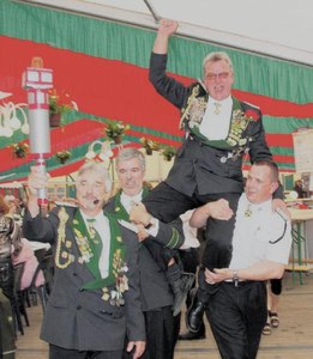 Eine Leiter für den Jungkönig