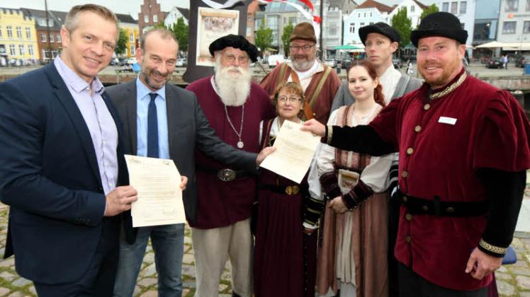 Traditionelle Einladung zum Heider Marktfrieden