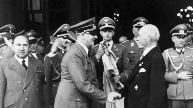 Hitlers persönlicher Leibdiener Heinz Linge lebte in Schenefeld