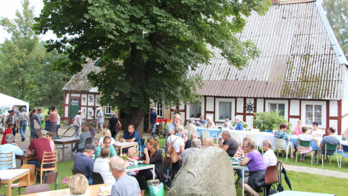 Elfter Bauernmarkt: „Gooden Dag in Nörv“
