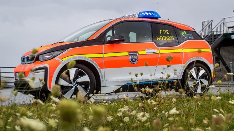 Pellworm hat Deutschlands ersten E-Notarztwagen