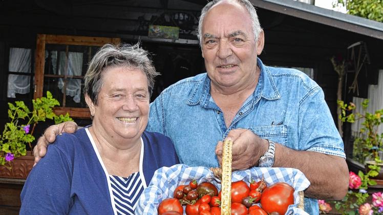 In Morsum sehen Gisela und Heinz-Ingo Schmitz rot
