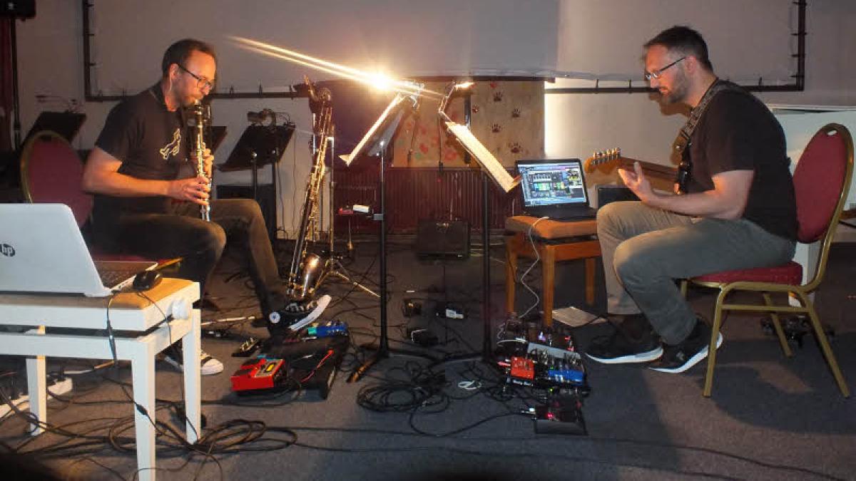Daniel Schröder und Michael Puchala spielen Filmmusiken