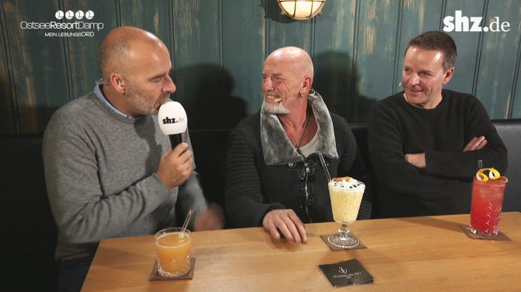 Cocktails statt Rum: Santiano-Musiker Axel Stosberg und Björn Bot