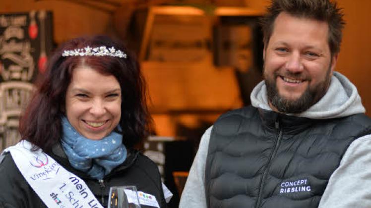 Weinprinzessin besuchte Sylter Weihnachtsmarkt