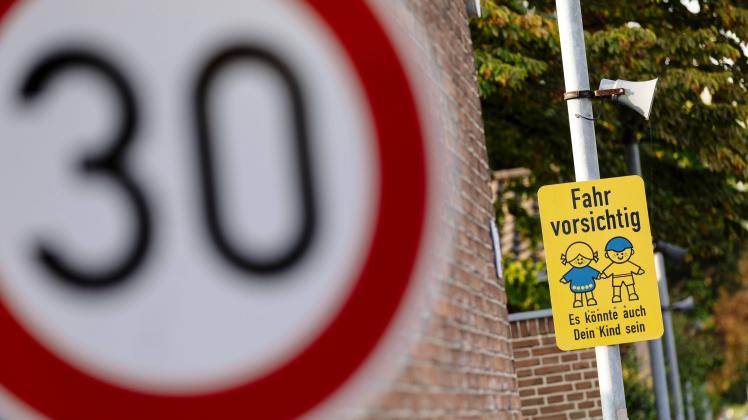 Raa-Besenbek beschließt Maßnahmen gegen Raser in Tempo 30 Zone