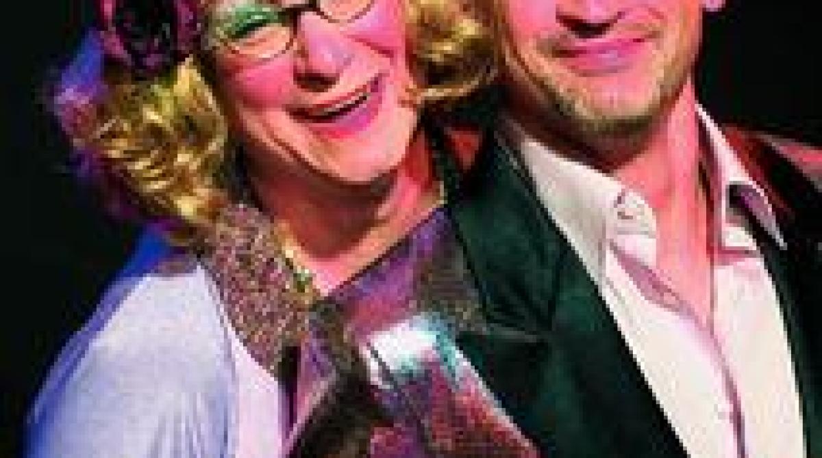 Frech, frivol, manchmal derb