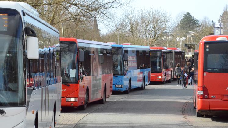 Busse Streiken Monchengladbach