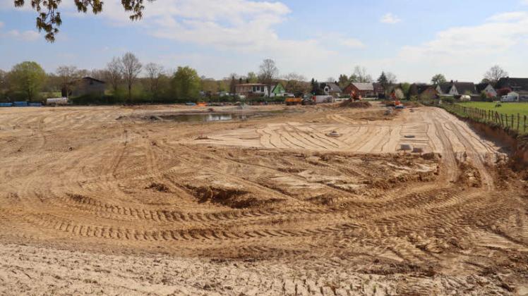 Für das neue Katastropenschutzzentrum wird in Hammoor viel Erdrei