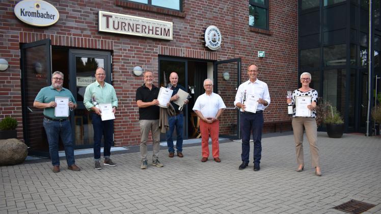 VBV Elmshorn über Nachwuchssorgen, Absagenflut und Lichtermarkt-P