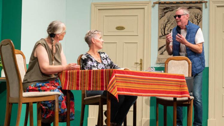 Plattdeutsches Theater mit Witz und Energie