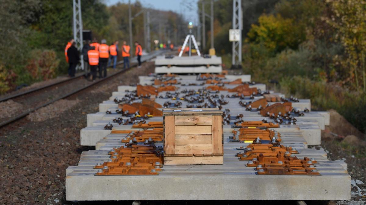 So macht die Deutsche Bahn ihre Marschbahn fit für 2021