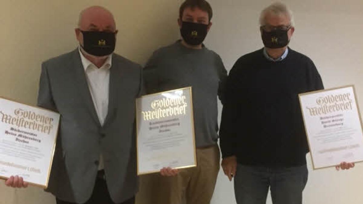 Goldener Meisterbrief für zwei Bäcker