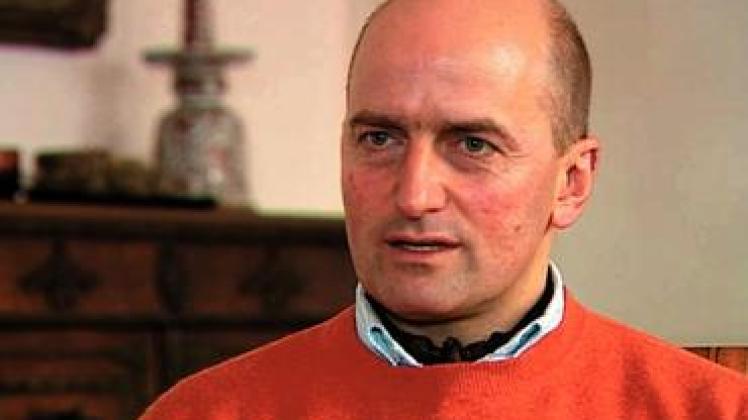 Adelige Norddeutsche spielen "Bauer sucht Frau"