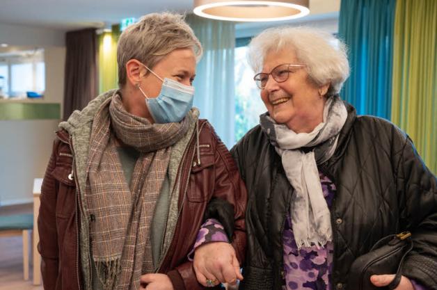 Ein schöner letzter Ort: Schleswiger Krebspatientin besichtigt da