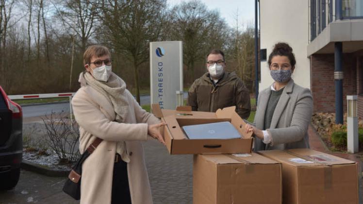 Isa Traesko spendiert 20 Laptops für das digitale Lernen in Norto | SHZ