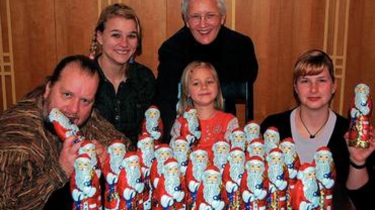 Weihnachtsessen und Bescherung für Bedürftige