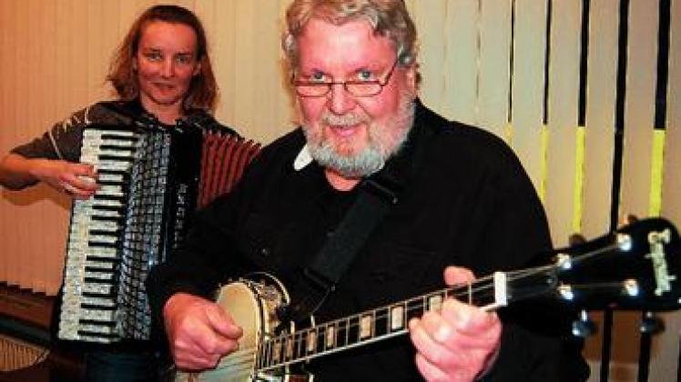 Musik-Duo auf "Schlemmertour" | SHZ