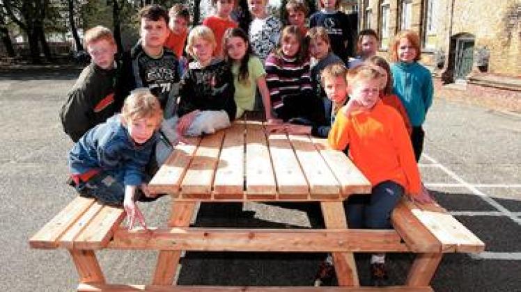 Dreister Bank-Raub auf dem Schulhof | SHZ