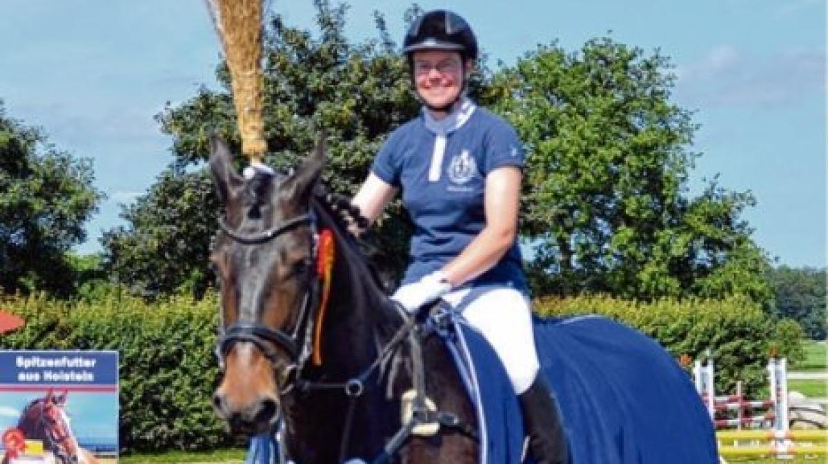 Erfolgreiche Hunter-Premiere in Emkendorf | SHZ