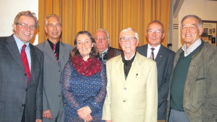 Julia Meyer bleibt Vorsitzende der Arbeitsgemeinschaft für Heimat | SHZ