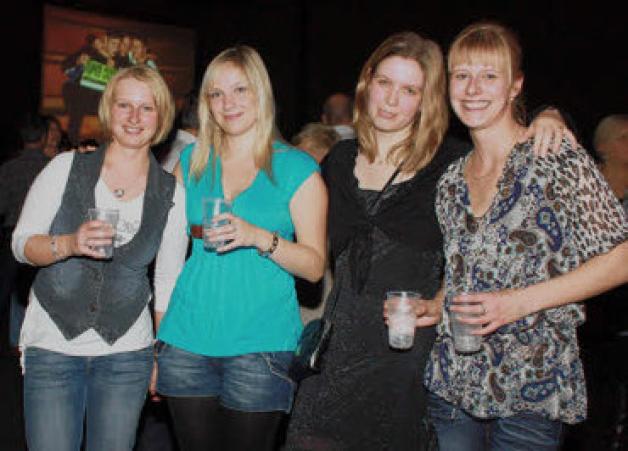 Tanzen, Spaß haben und erzählen | SVZ