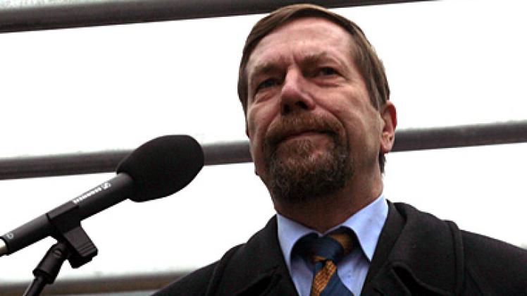 NPD-Anwalt Jürgen Rieger ist tot | SHZ