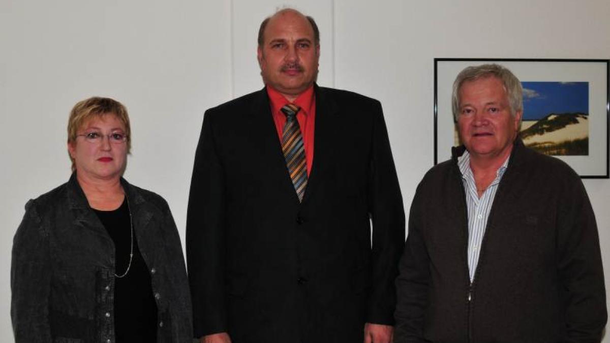 Schiedsleute für den Frieden am Gartenzaun | SHZ